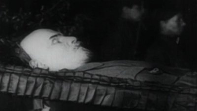 Lenin Dies