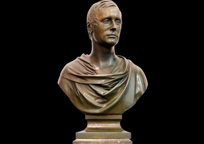 Patung Perunggu Raffles dari abad ke-19 koleksi Museum Nasional ...