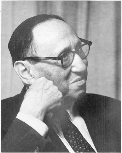 1943