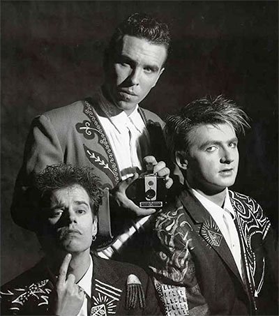 https://www.nzedge.com/news/crowded-house-arias-first-superstars/