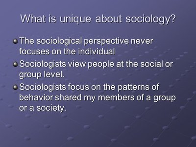 An Invitation to Sociology (pp.3-31)