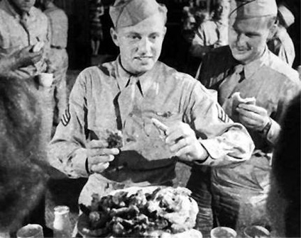1940- Soldiers from WWII brang back Pizza from the war and made famous ...