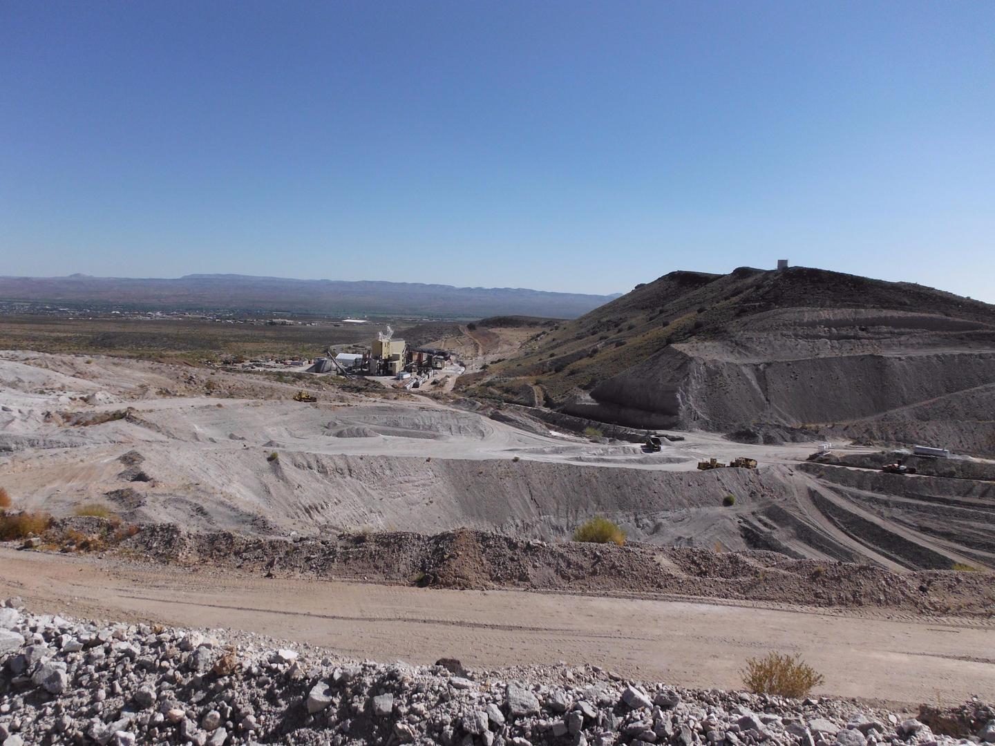 Ground was broken in 1947 for the first perlite crushing plant at ...