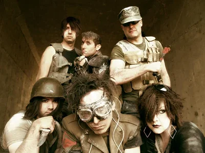 In 1972 the band "The Strand" was formed. Later on half of them became the "Sex Pistols".