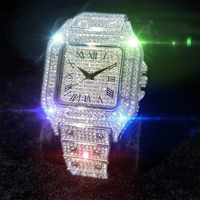 Reloj con oro blanco 24 k y cuenta 350 diamantes incrustados a mano