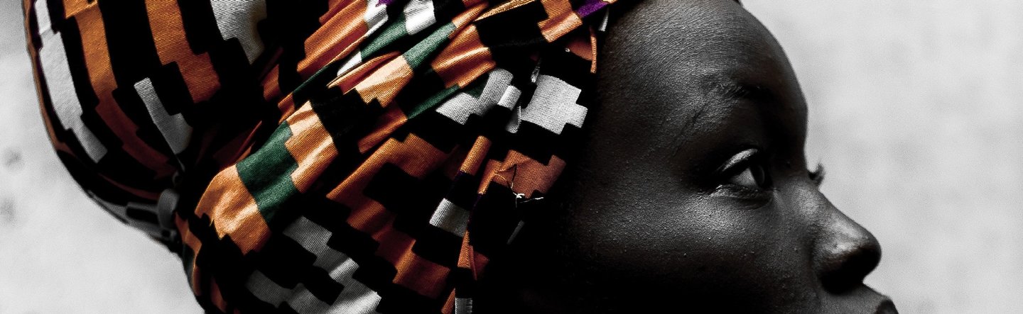 by Oladimeji Odunsi (https://unsplash.com/@oladimeg?utm_source=Sutori ...