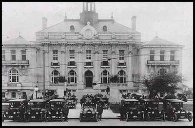 In 1923, August Vollmer created the first forensics laboratory at the ...