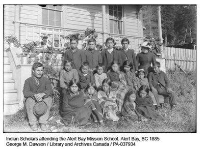 45 pensionnats indiens existent à travers le pays. Chaque pensionnat ...