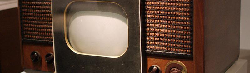 This is the first Television ever made in 1920. it was made so people ...