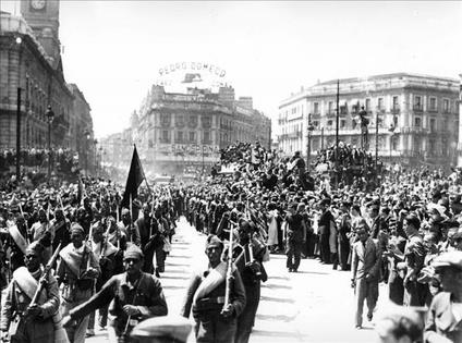 Franco leads the Nationalists in Madrid as commander-in-chief. He later ...