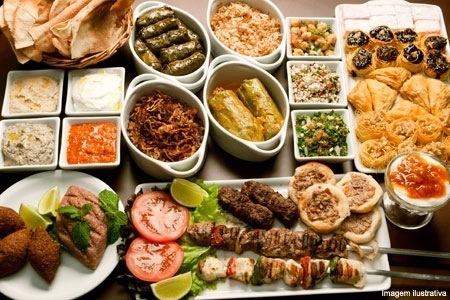 Llevamos a cabo unas recetas de comida musulmana y otro tipo de comida ...