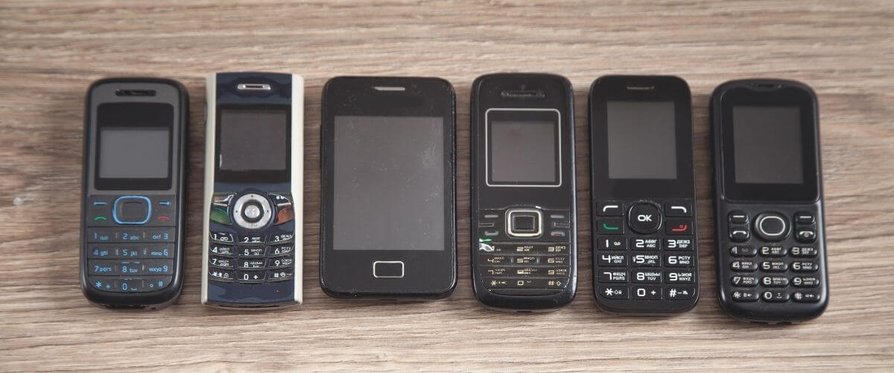 EVOLUCION DE LOS CELULARES 1983-2022