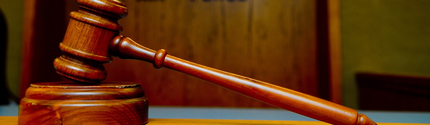 https://commons.wikimedia.org/wiki/File:Air_Force_gavel.JPG