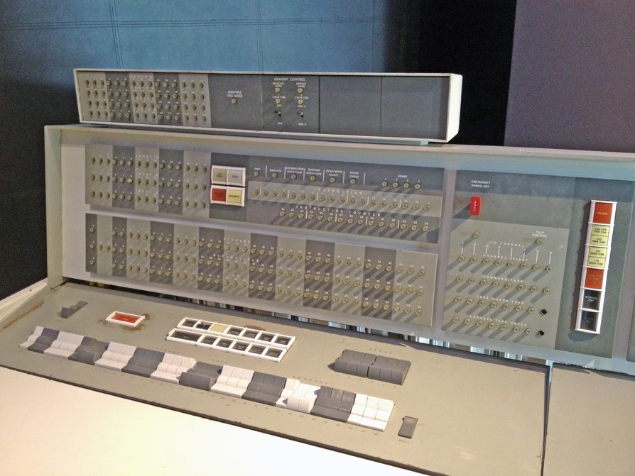 IBM 7090, 1958.