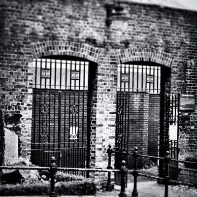 IN 1824 CHARLES' FATHER WAS SENT TO PRISON FOR DEBTS, FROM FEBRUARY TO ...