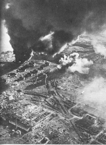 olha isso, Alemanha a Batalha só foi terminar em 1943. cidade homônima ...