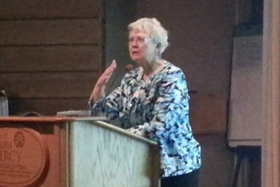 Seminar with Wendy Elliott