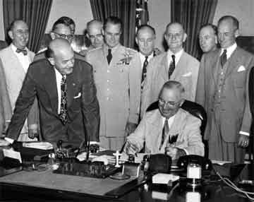 1951- 22nd Amendment is passed by Congress limiting the President to ...