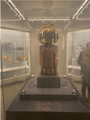 Queen Puabi's headdress and body cape, 2600