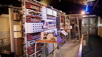 25 de noviembre de 1943: MARK I COLOSSUS