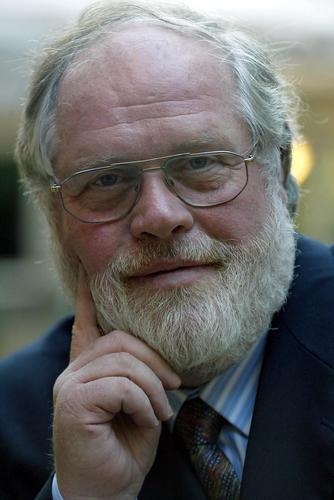 1991: Claus Moller acuñó los conceptos "las personas primero" , el lado ...