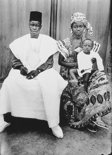 Untitled (Family Portrait.) Bamako, Mali. Gelatin silver print. 1952-1955.