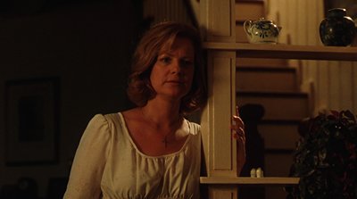 Bonnie Hunt is the actress of Jan Edgecomb.