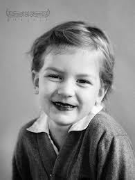 Rachel Carson as an adorable little girl. Isn't she cute?