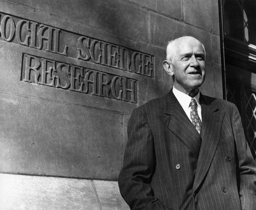 Уильям Филдинг Огборн (1886-1959), профессор, руководитель кафедры ...