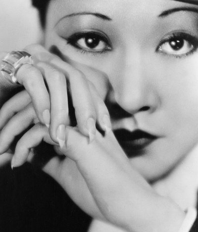 photo credit: http://www.vulture.com/2017/09/the-search-for-the-gallery ...