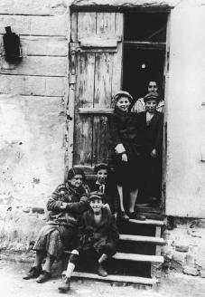 Cristian/Ghettos/1939-1944