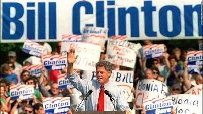 Bill Clinton at his home town "visiting".