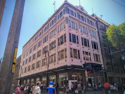 Espacio arquitectónico en México. El correo francés. Acceso el 26 de marzo en https ...