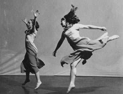 Dancer and choreographer Anna Sokolow and Anita Alvarez, circa 1939.