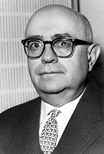 Fotografía de Theodor Adorno