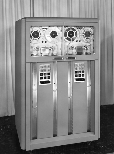 1952
