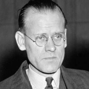 1927