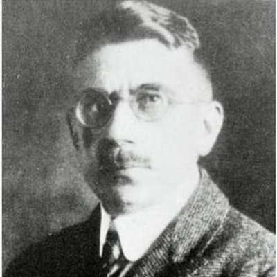 1920- Arthur Scherbius crea la máquina alemana enigma que permite ...