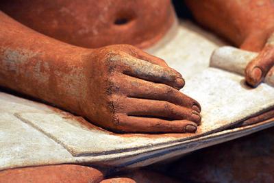 The Seated Scribe from Saqqarah, 2600–2350 BC. Photo by Rama (Louvre ...