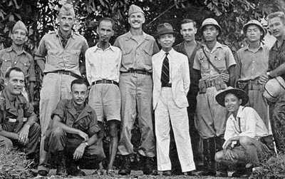 1923-25 : Vietnamese nationalist Ho Chi Minh is trained in the Soviet ...